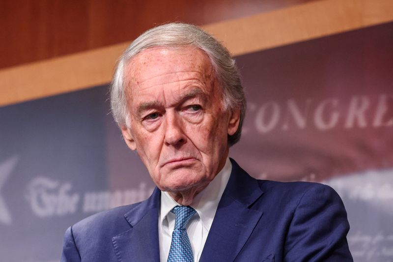 US senator presses TikTok US joint venture and Oracle on user data ...