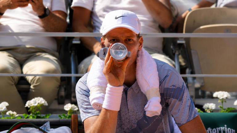 Mats Wilander compares Jannik Sinner's Paris shock to Australian Open scare