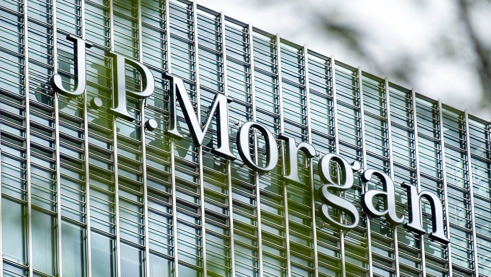 Memory stock rally draws record retail buying despite lofty gains