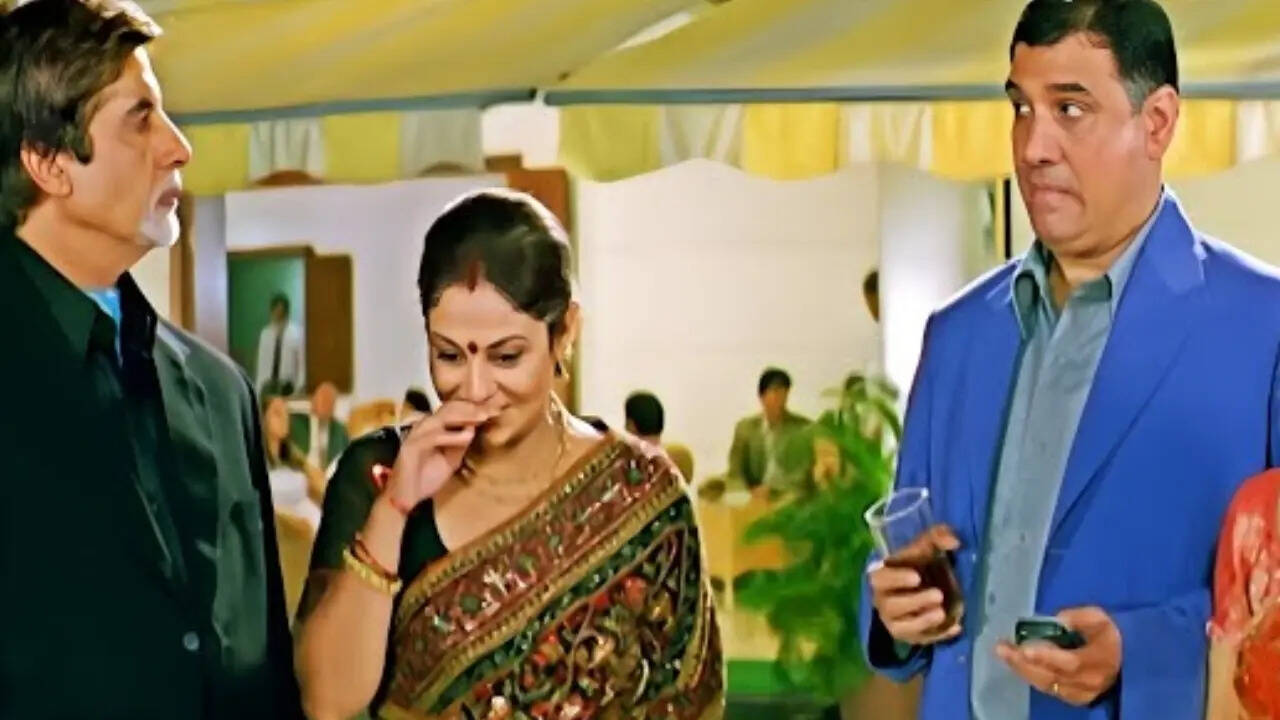 'Peddi' actor Boman Irani on Amitabh Bachchan in 'Waqt'; recalls ...