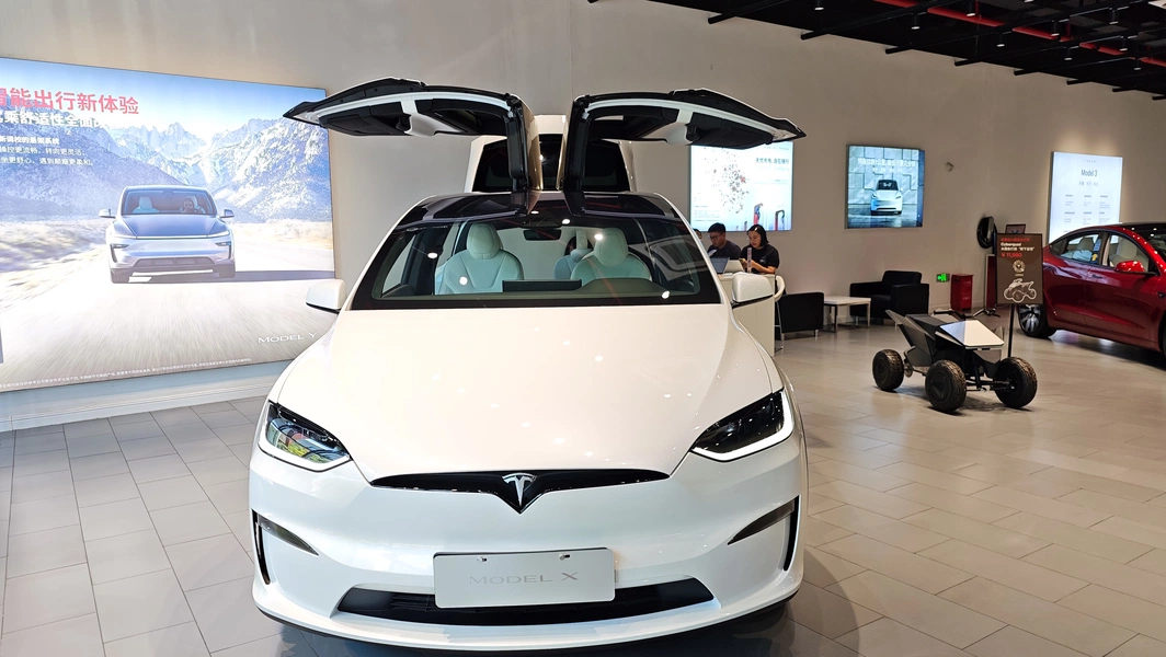 Tesla ends Model S/X to focus on Cybercab rollout