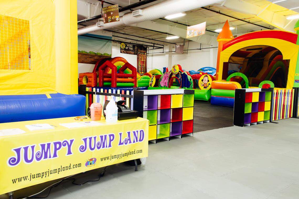 No friends came to 5-year-old's birthday. Now community has surprise ...