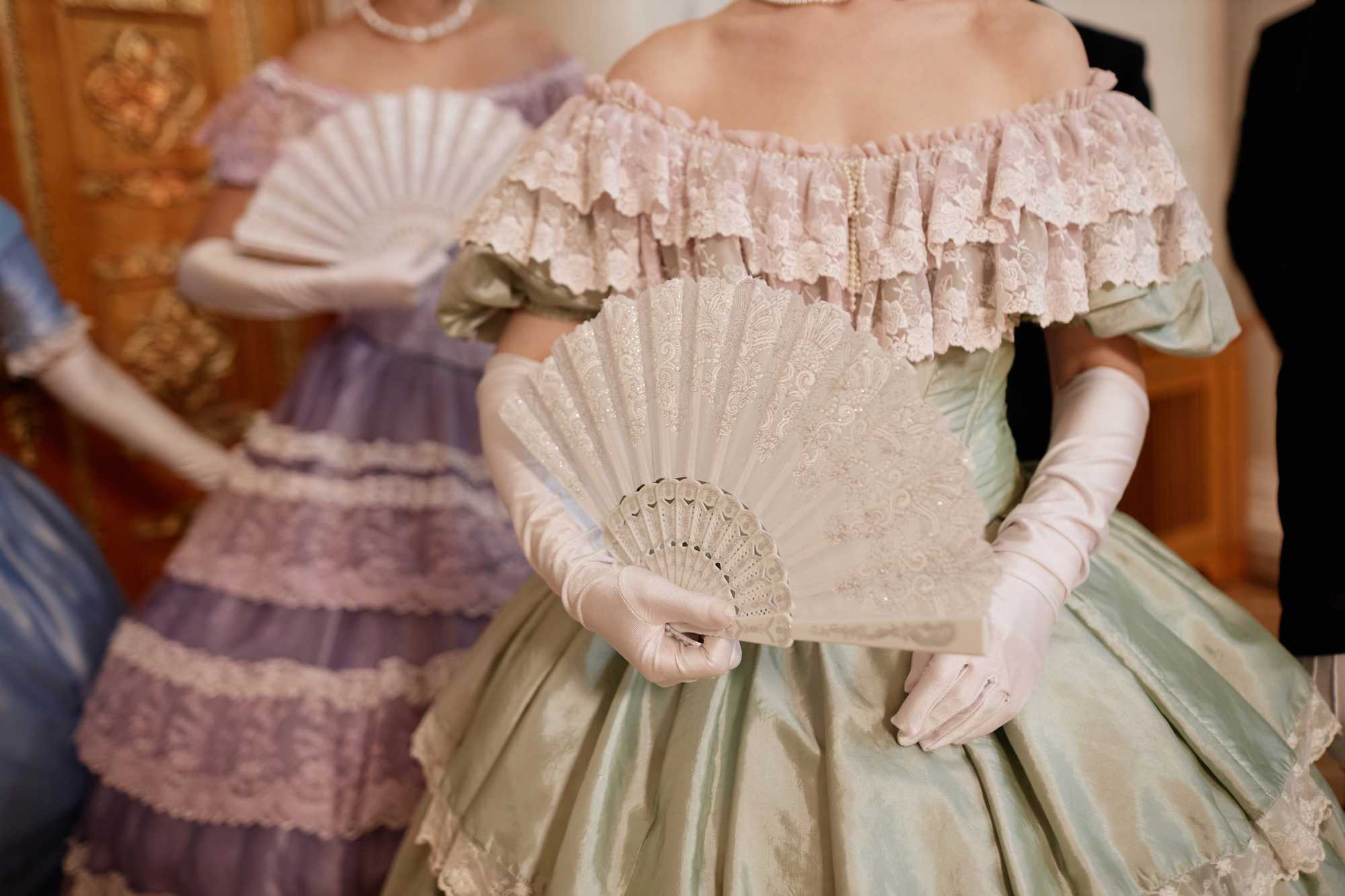 Bizarre etiquette rules from the Victorian era