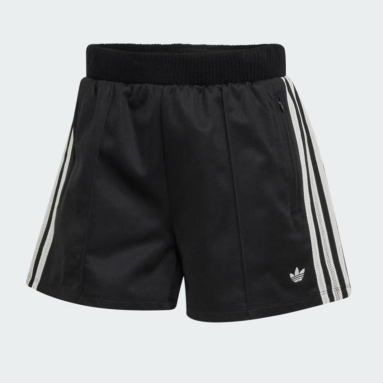 Looking like a cool girl this summer is as easy as wearing these shorts ...