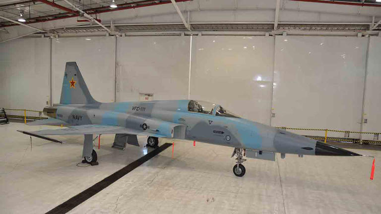Super Hornet could replace F-5s in US Navy missions