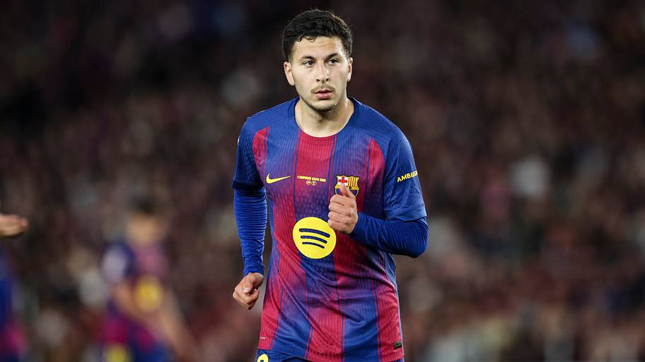 Barcelona's teenage gem explores club exit for minutes
