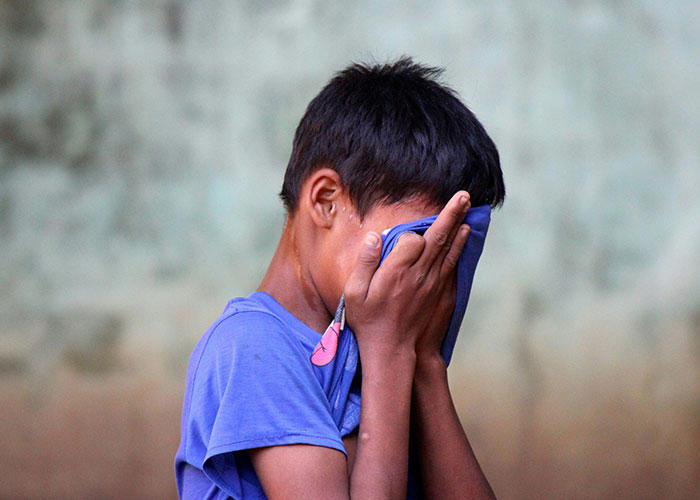 30 signs that somebody is not okay