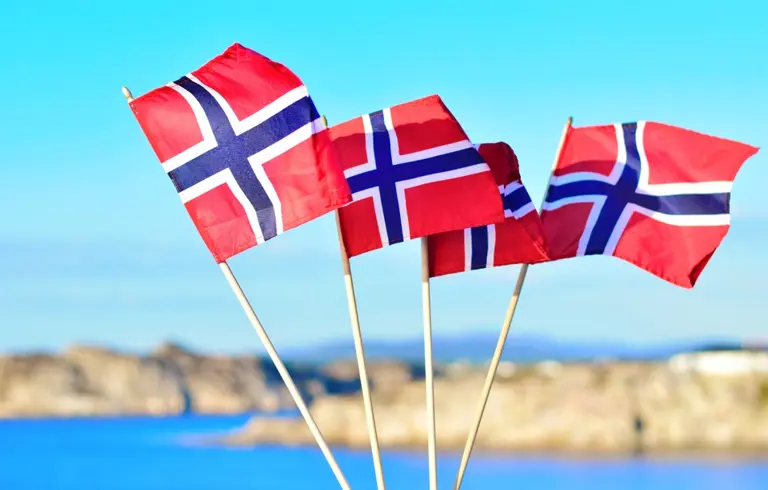 Norway drops peace broker role to demand massive military boost for Ukraine