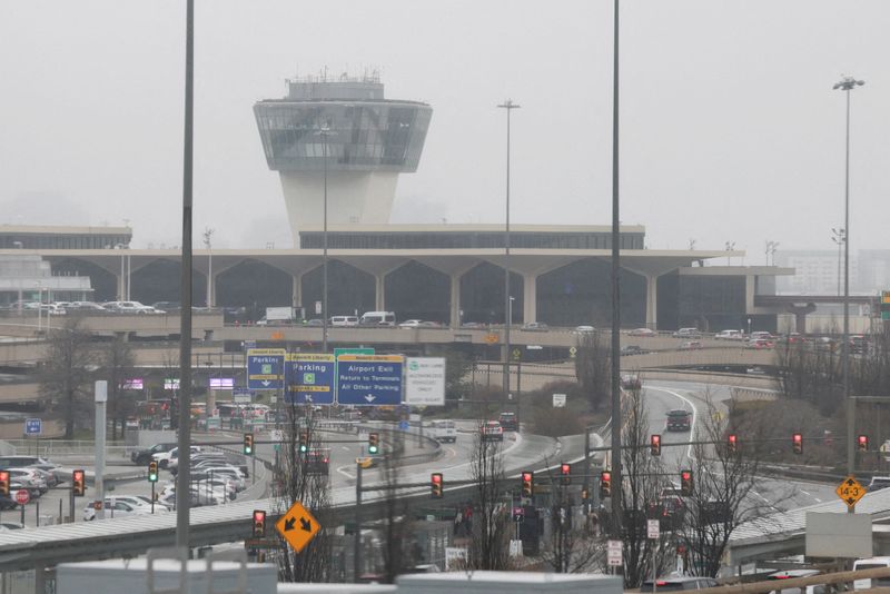 US travel group warns closing Newark airport to international travel ...