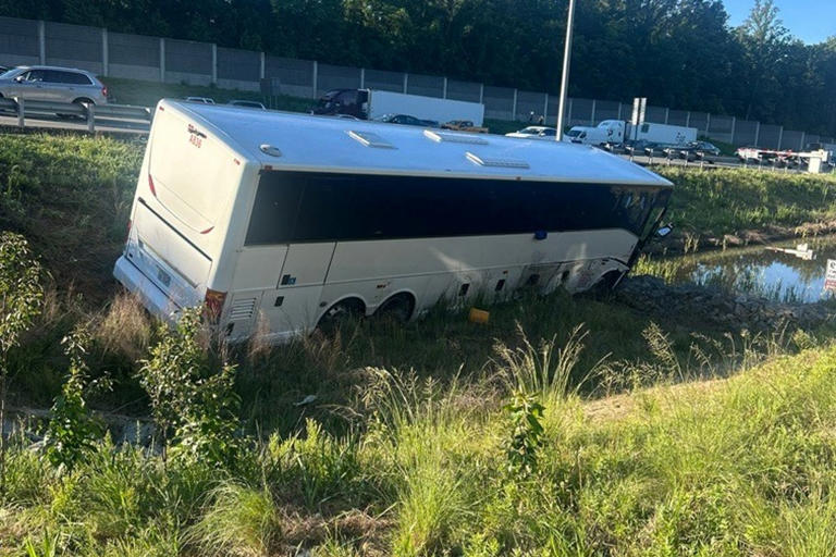 Five dead after bus fails to slow for traffic and slams into six cars