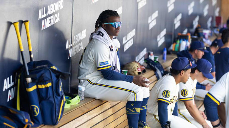 Brewers' Jesus Made Putting Baseball on Notice with Hot Stretch
