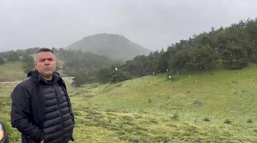 Akdağ’da haziran ayına günler kala kar sürprizi