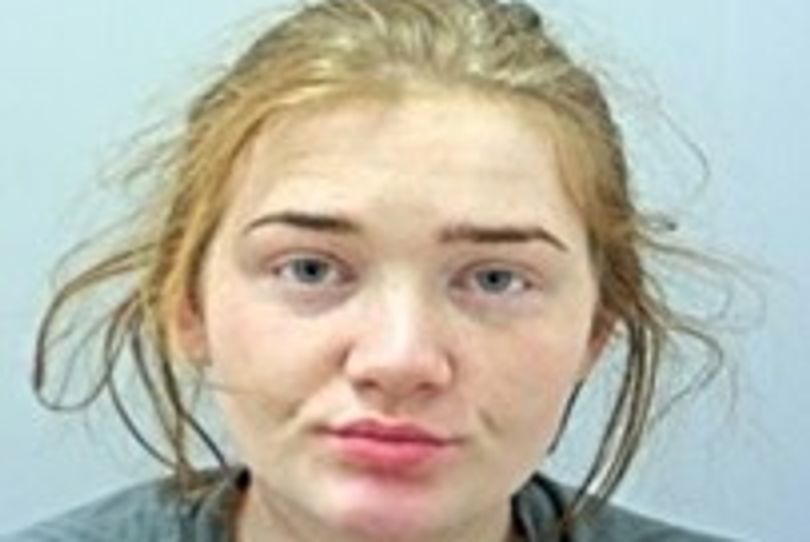 Police hunting woman, 22, wanted on recall to prison