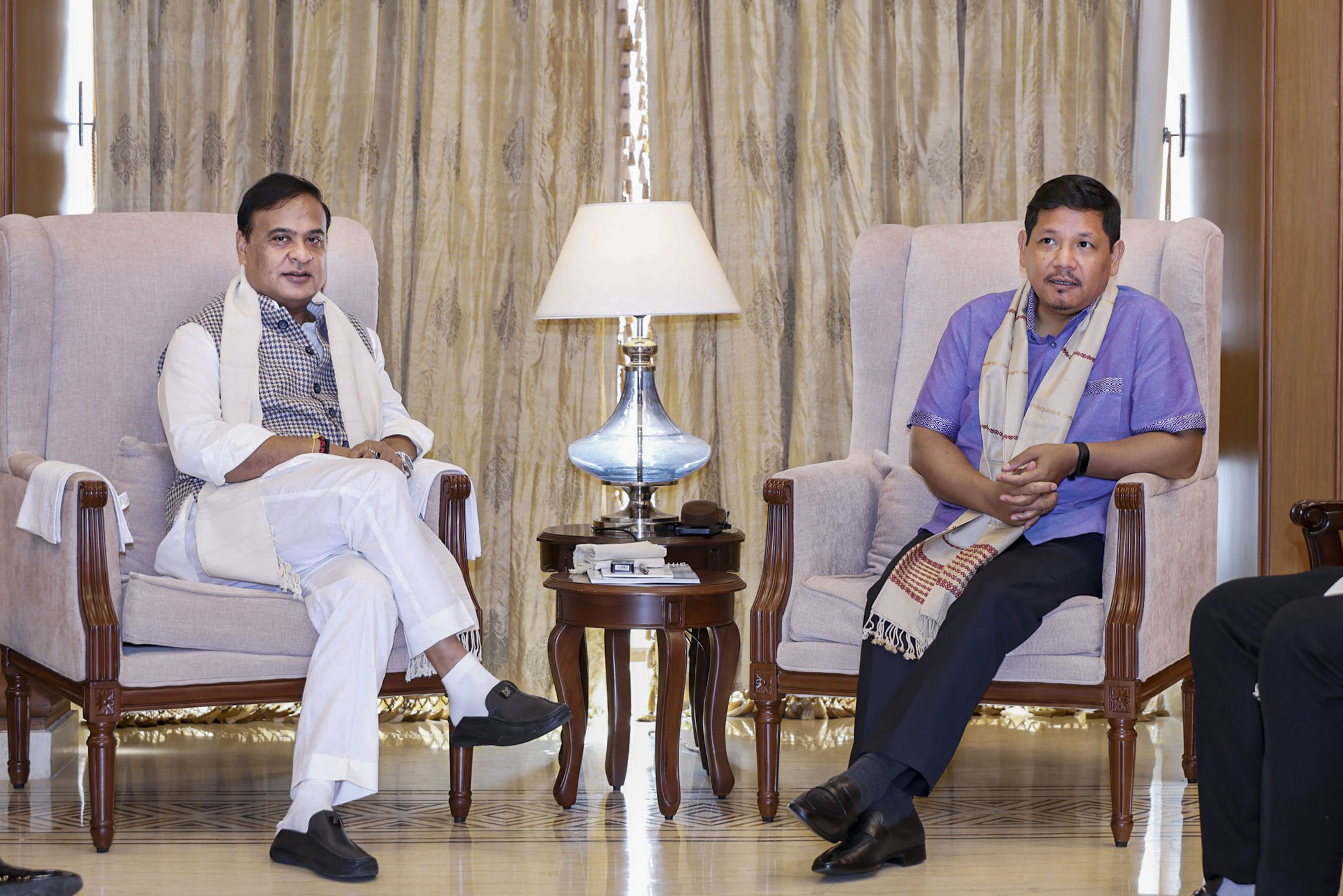 Assam, Meghalaya CMs discuss inter-state border dispute, plan to speed ...