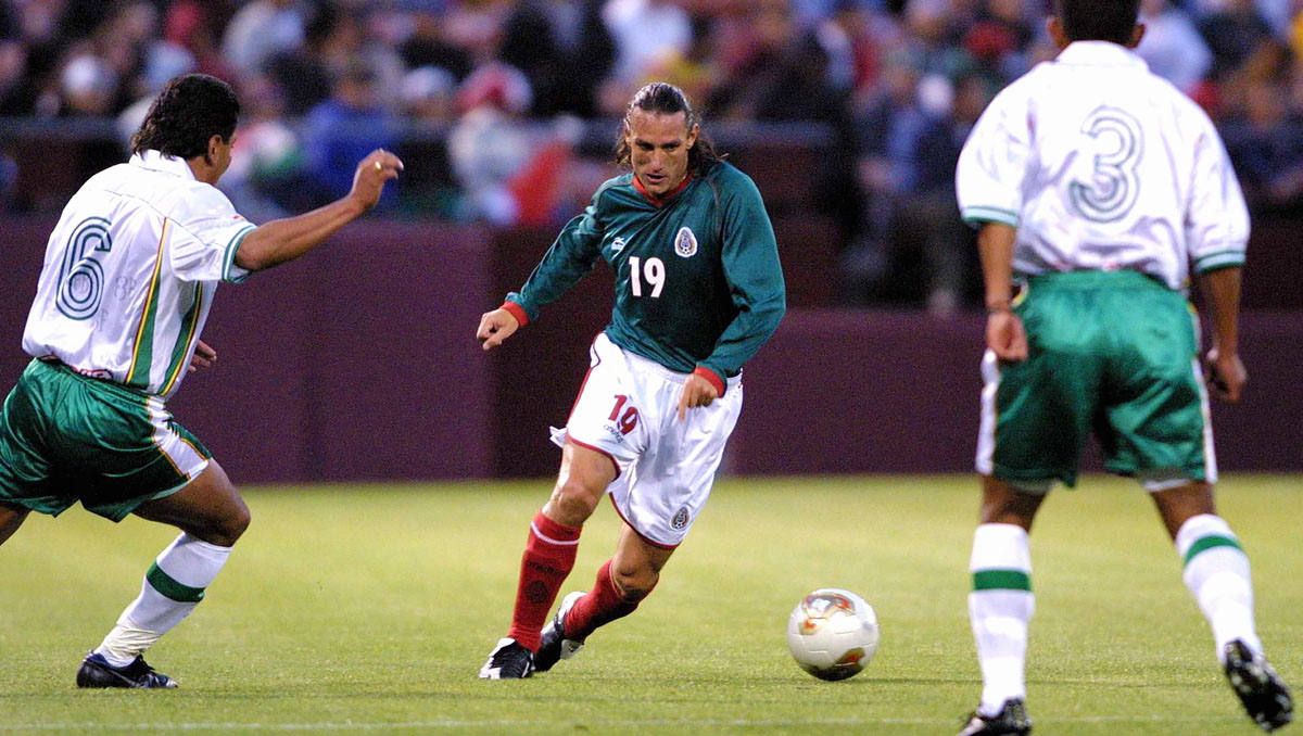 Gabriel Caballero y la naturalización que polarizó al Tri en el Mundial ...