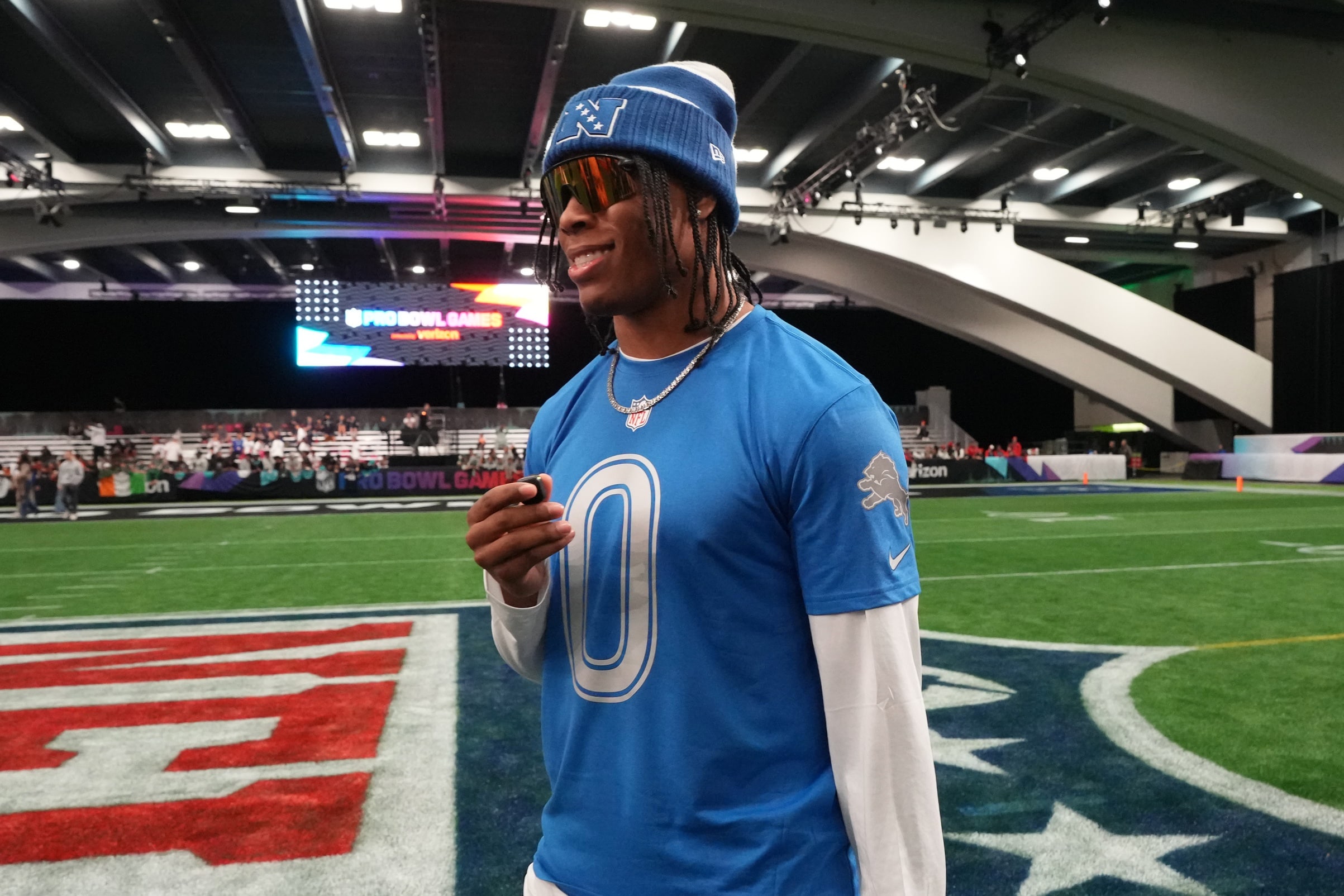 Look: Jahmyr Gibbs’ GF Nicole draws attention with fitness look on OTA ...