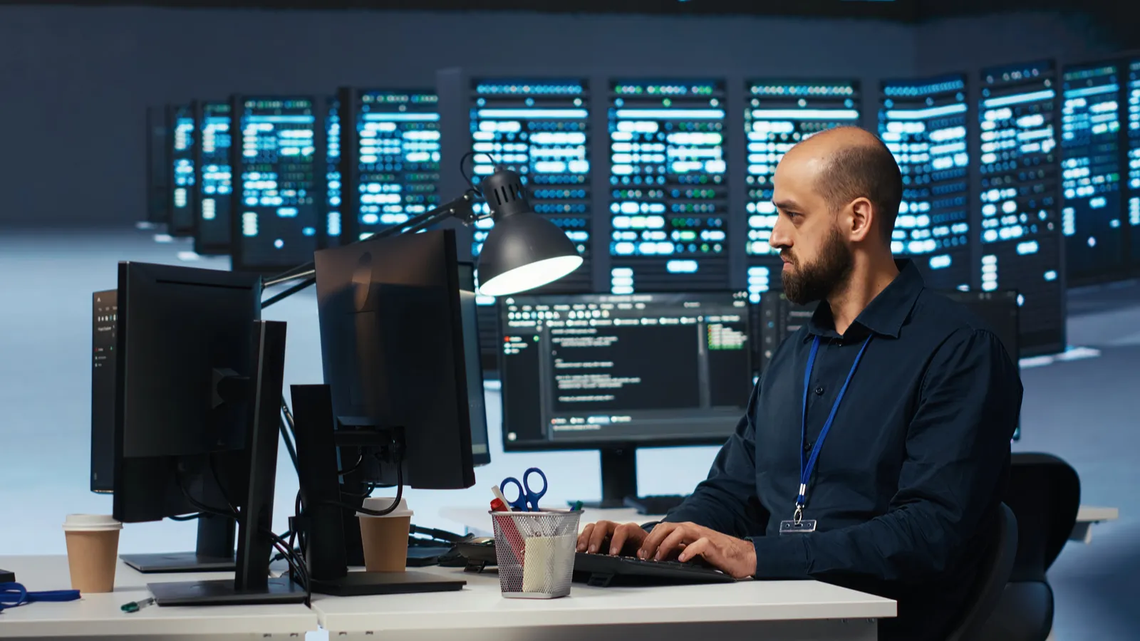 Amazon employees may be tokenmaxxing AI tools to boost internal usage ...