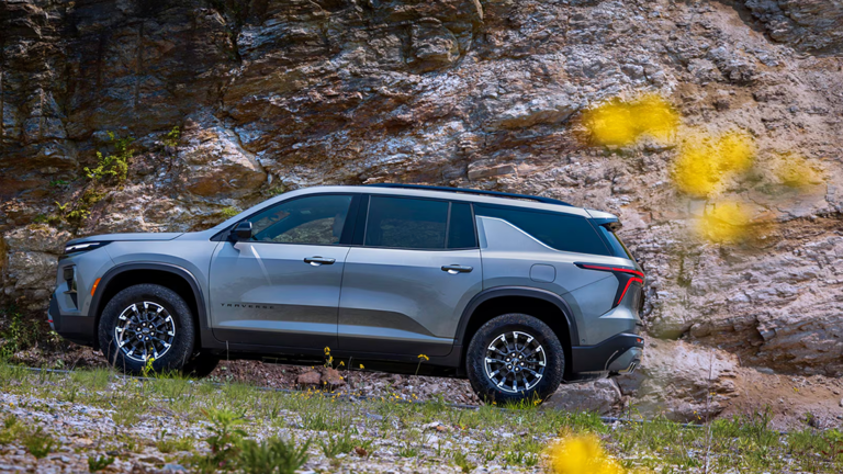 2026 Ford Explorer vs 2026 Chevrolet Traverse: Which is most reliable?