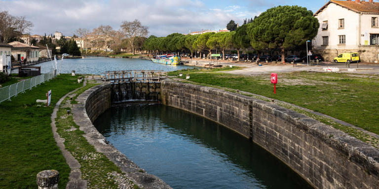 « On espère que ça s'arrête » : à Carcassonne, la canicule plombe le ...