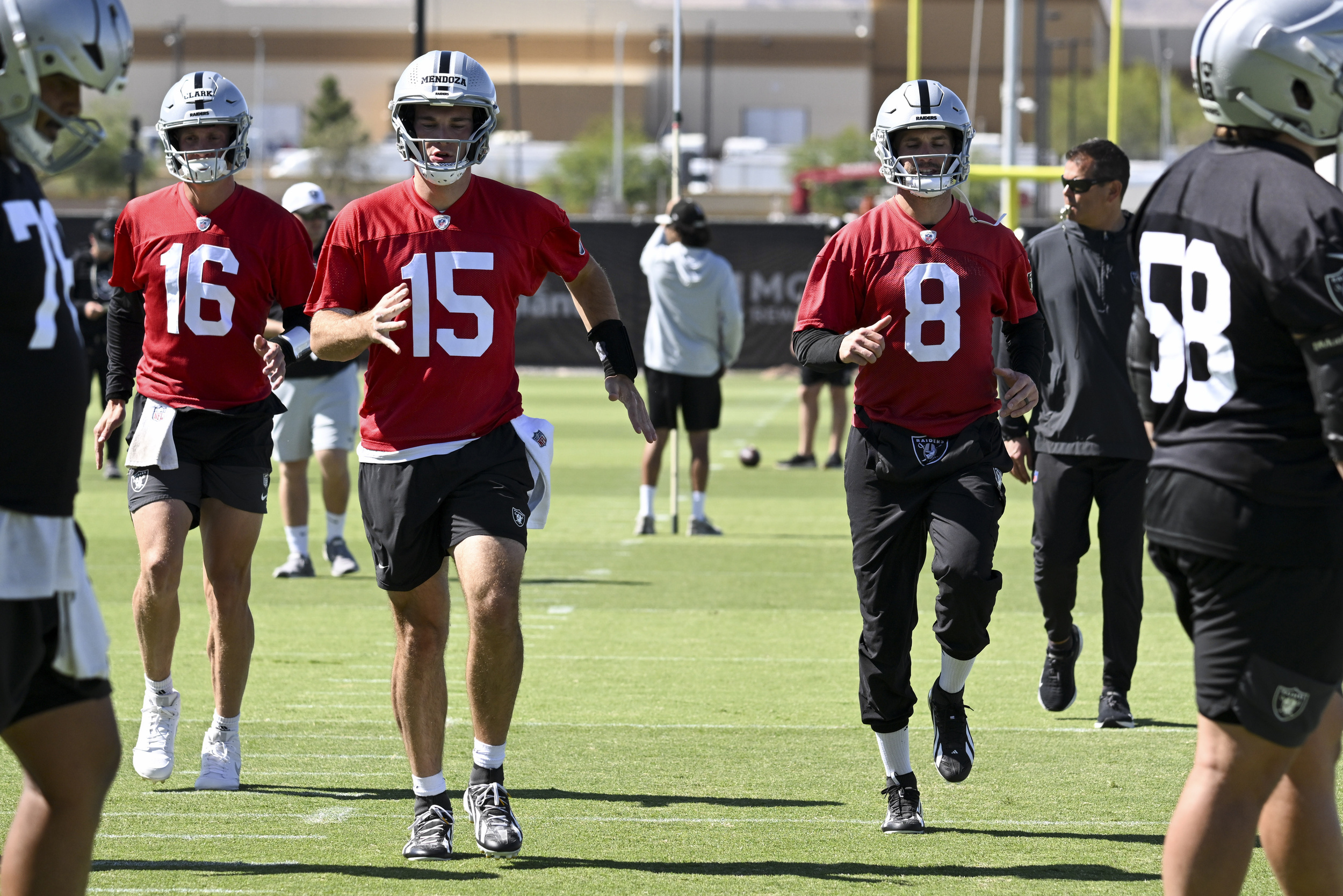 Kirk Cousins gets bad news in Raiders QB competition with Fernando Mendoza