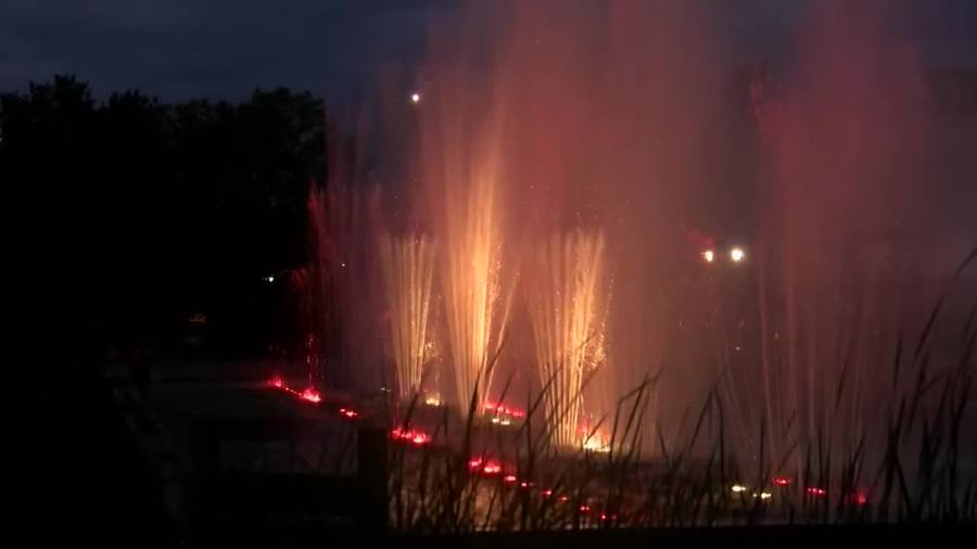Waltzing fountains at WaterWalk return after 3-year hiatus