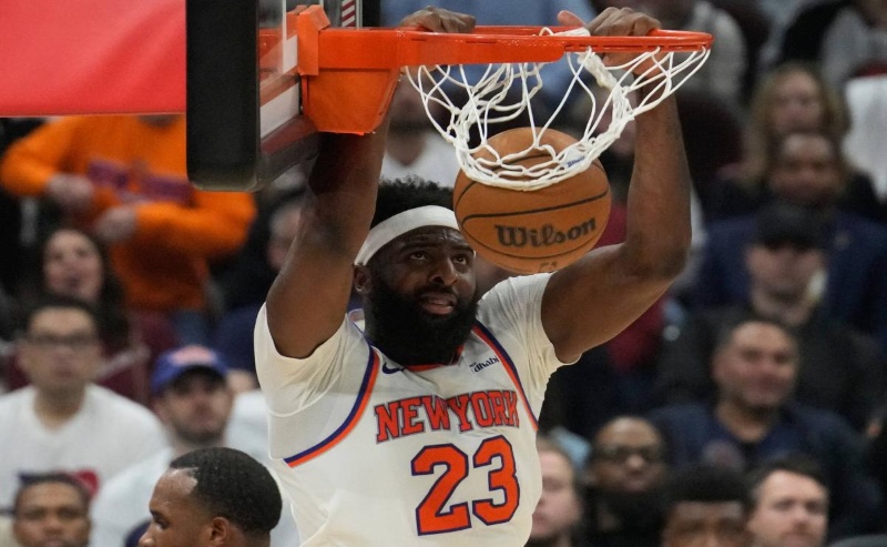 Knicks facing NBA Finals crisis after Mitchell Robinson injury forces ...