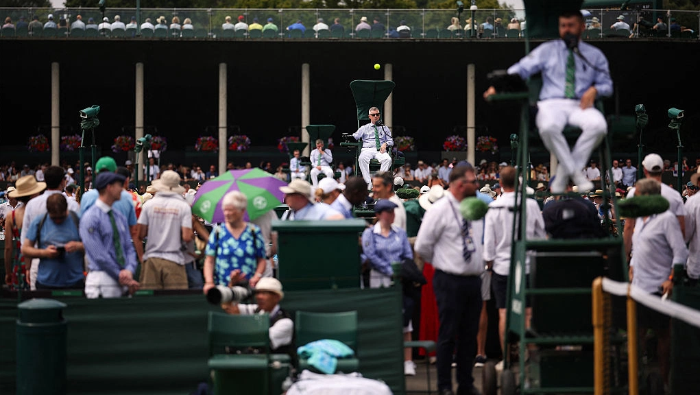Vallejo faces backlash over sexist umpiring remark at French Open