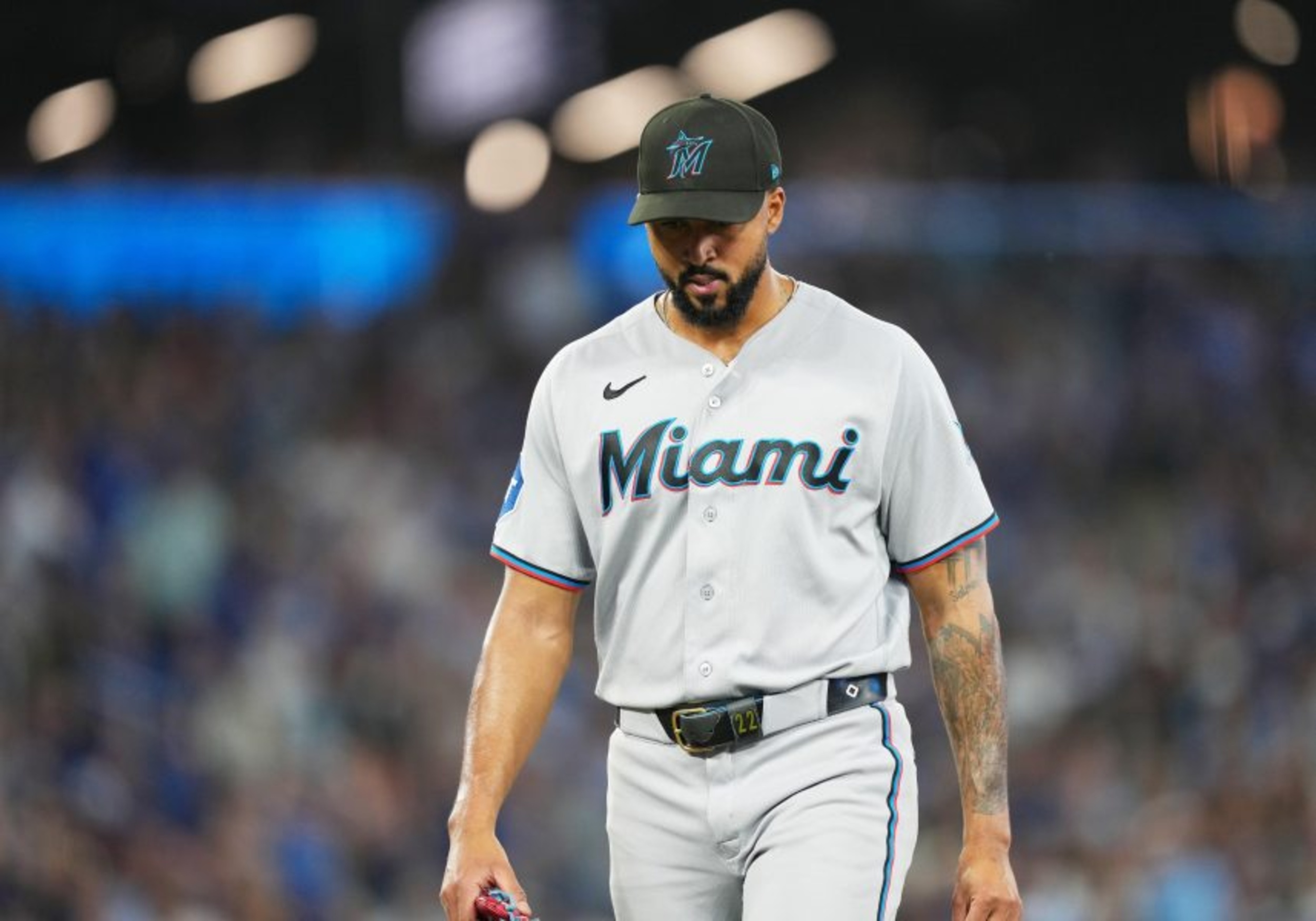 Chicago Cubs’ top trade target comes with screaming red flags
