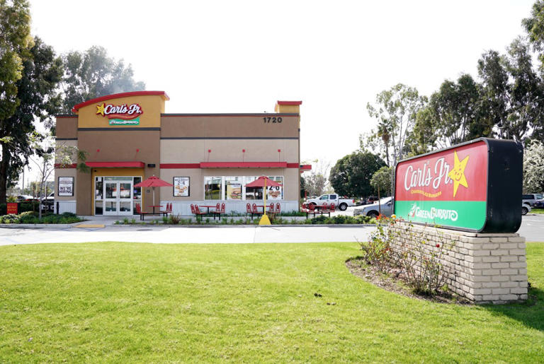 Bloodbath for Carl’s Jr. as nearly 50 California stores liquidated over ...