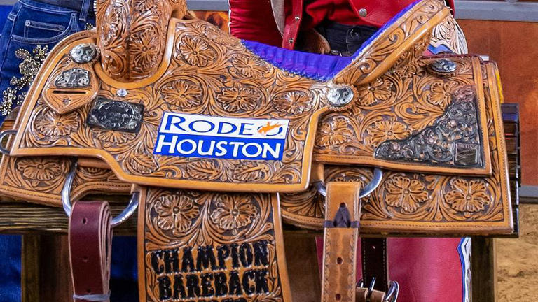Reigning PRCA world champion bareback rider Rocker Steiner to undergo ...