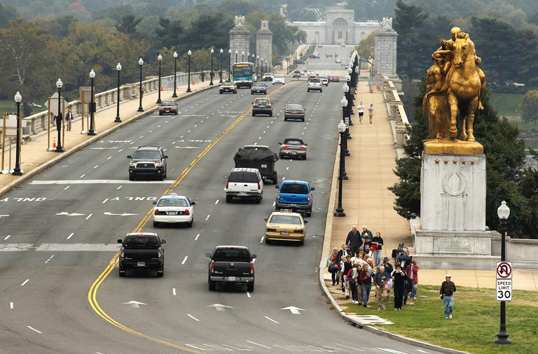 Team Trump’s latest no-bid contract: $5 million to coat horse statues ...