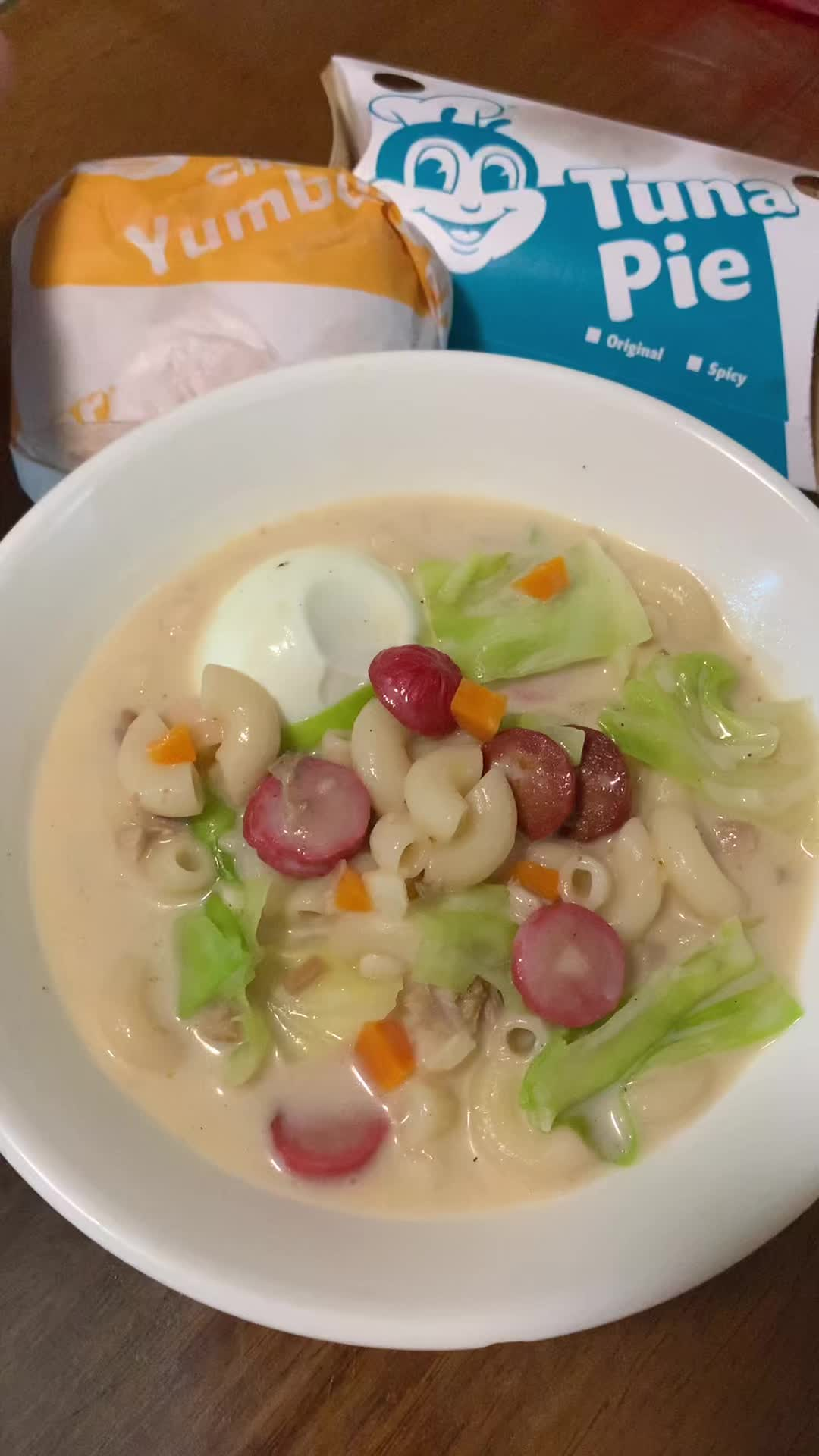 How to make comforting chicken sopas at home