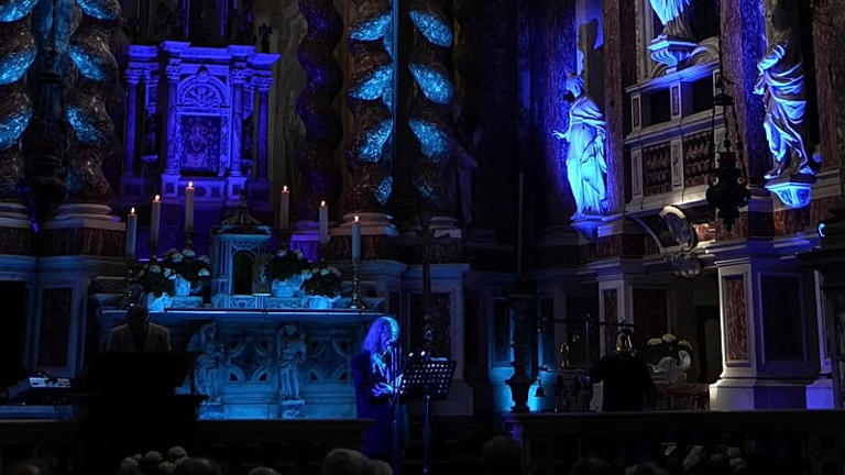 Biennale von Venedig: Patti Smith und Soundwalk Collective performen ...
