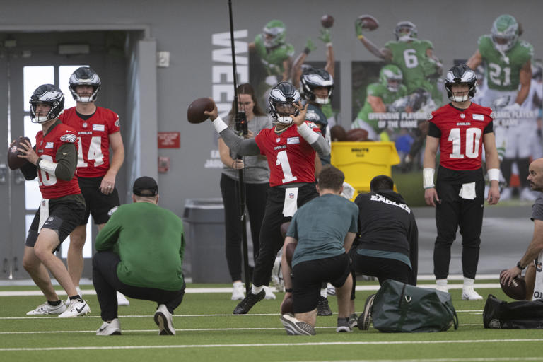 Eagles practice observations: First glimpse at Sean Mannion’s scheme ...
