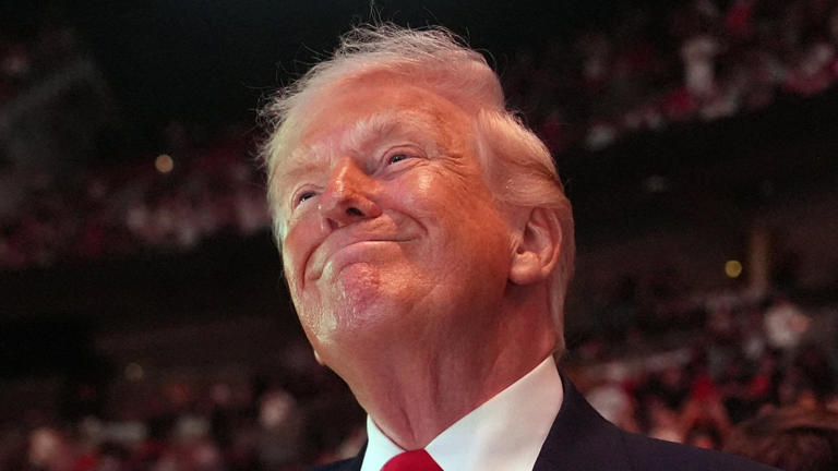Vietnam moves graves for Trump Organization golf resort project