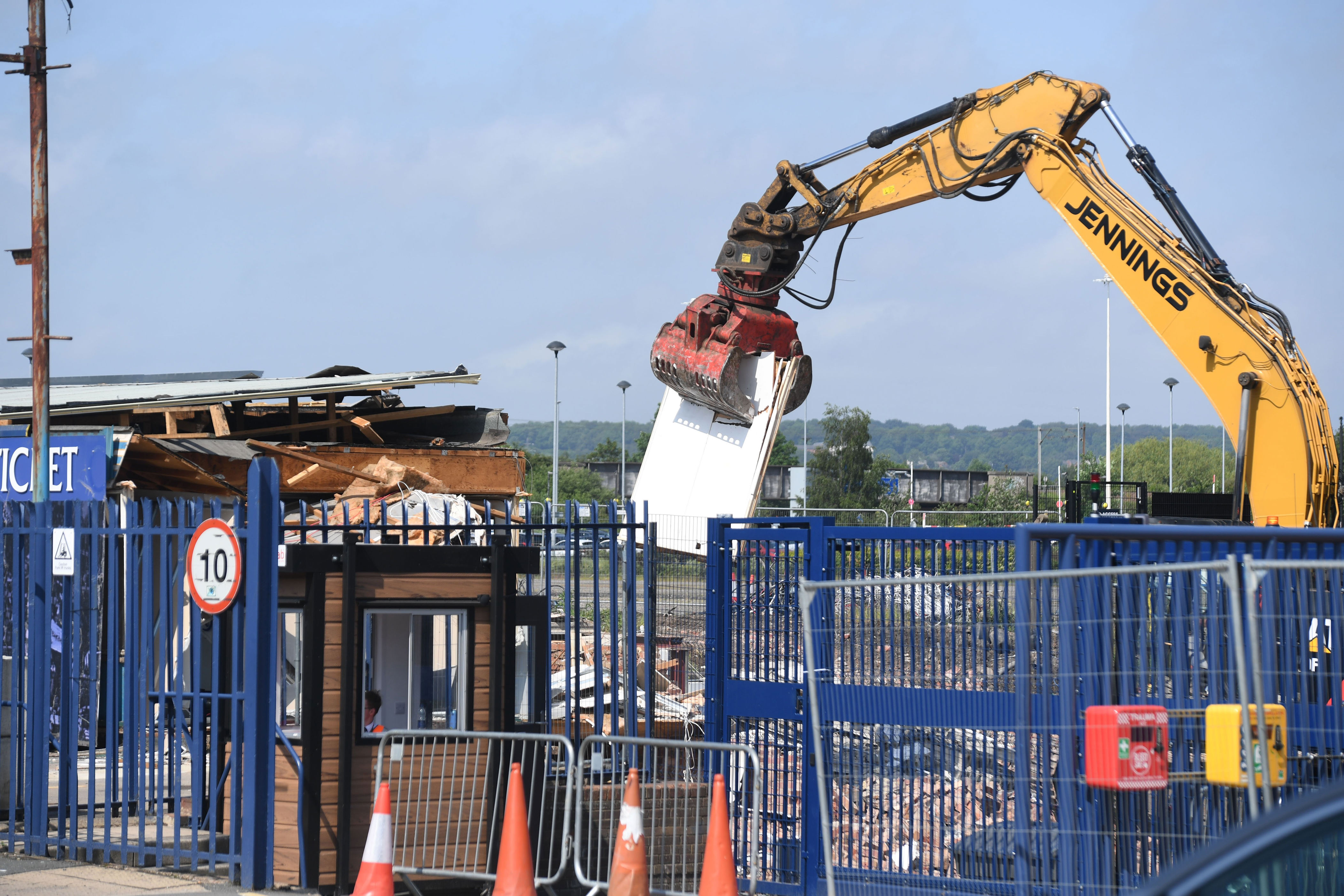 13 photos as Elland Road development gets into full swing as ticket ...
