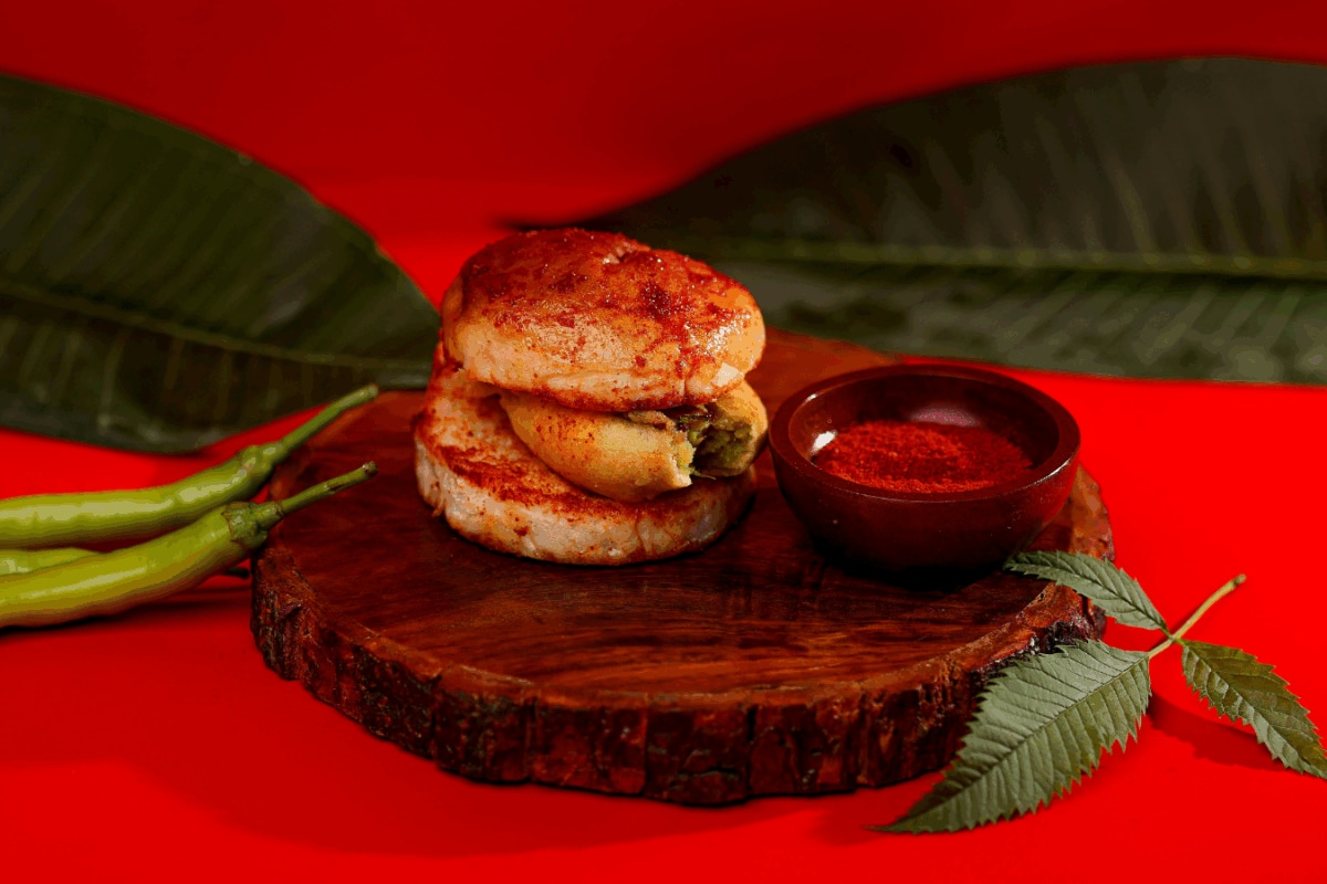 Mumbai’s iconic 'Vada Pav' now among the 50 best sandwiches in the ...