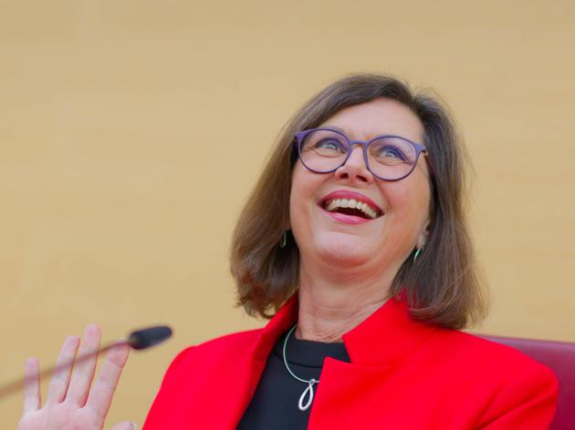 Ilse Aigner: Wer ist die Frau, die bald die erste Bundespräsidentin ...