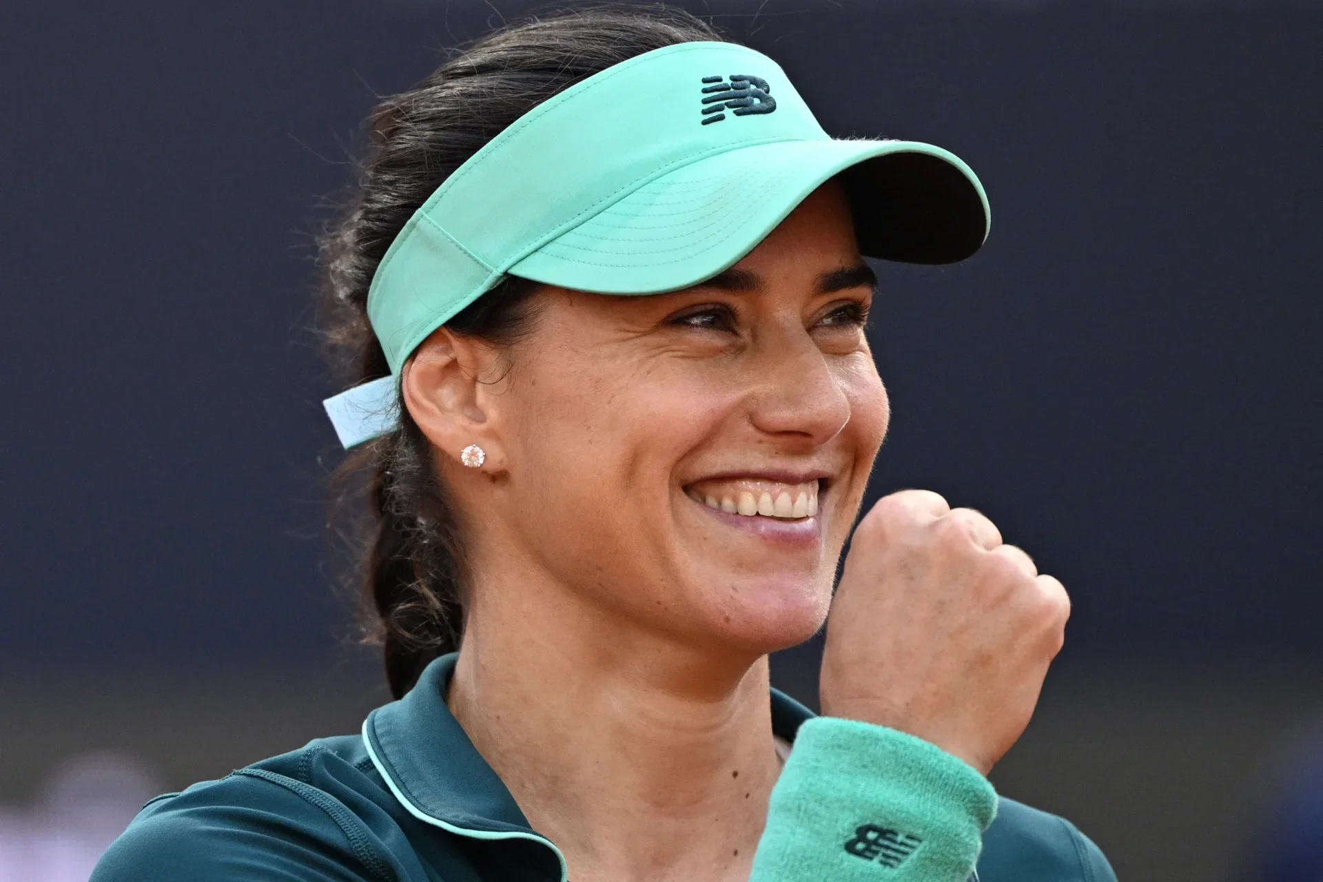 Roland-Garros upsets: Teichmann stuns Muchova, Cirstea dishes double bagel