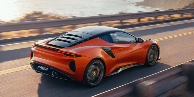 Lotus Emira 420 Sport adds lightness, downforce