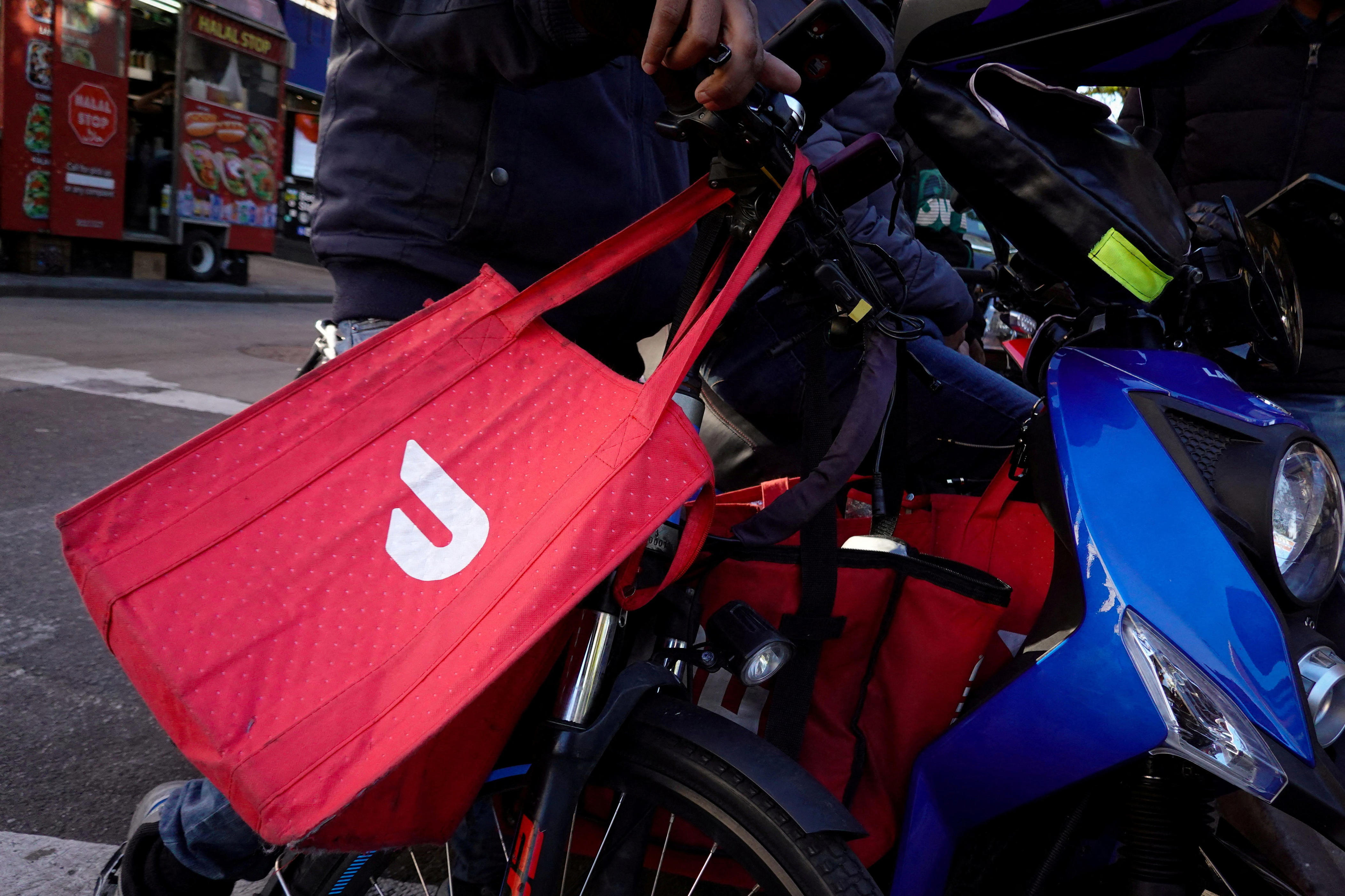 Americans are relying on side hustles to pay bills. Which pay best?