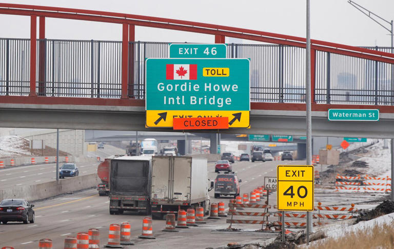 Some mapping apps are directing motorists to the unopened Gordie Howe ...