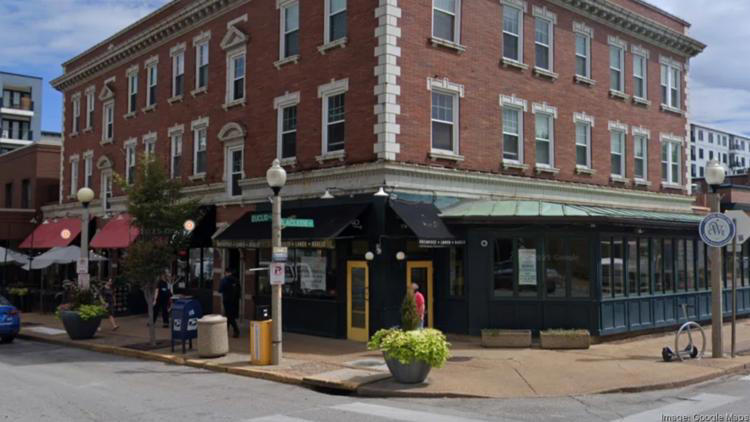 Sandwich chain plans first St. Louis city shop