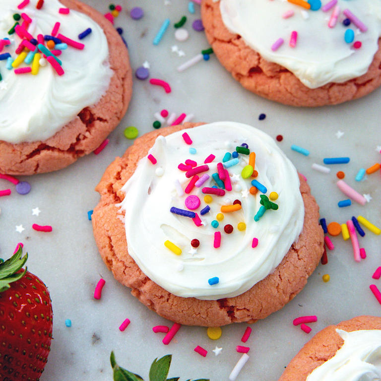 Strawberry cake mix cookies