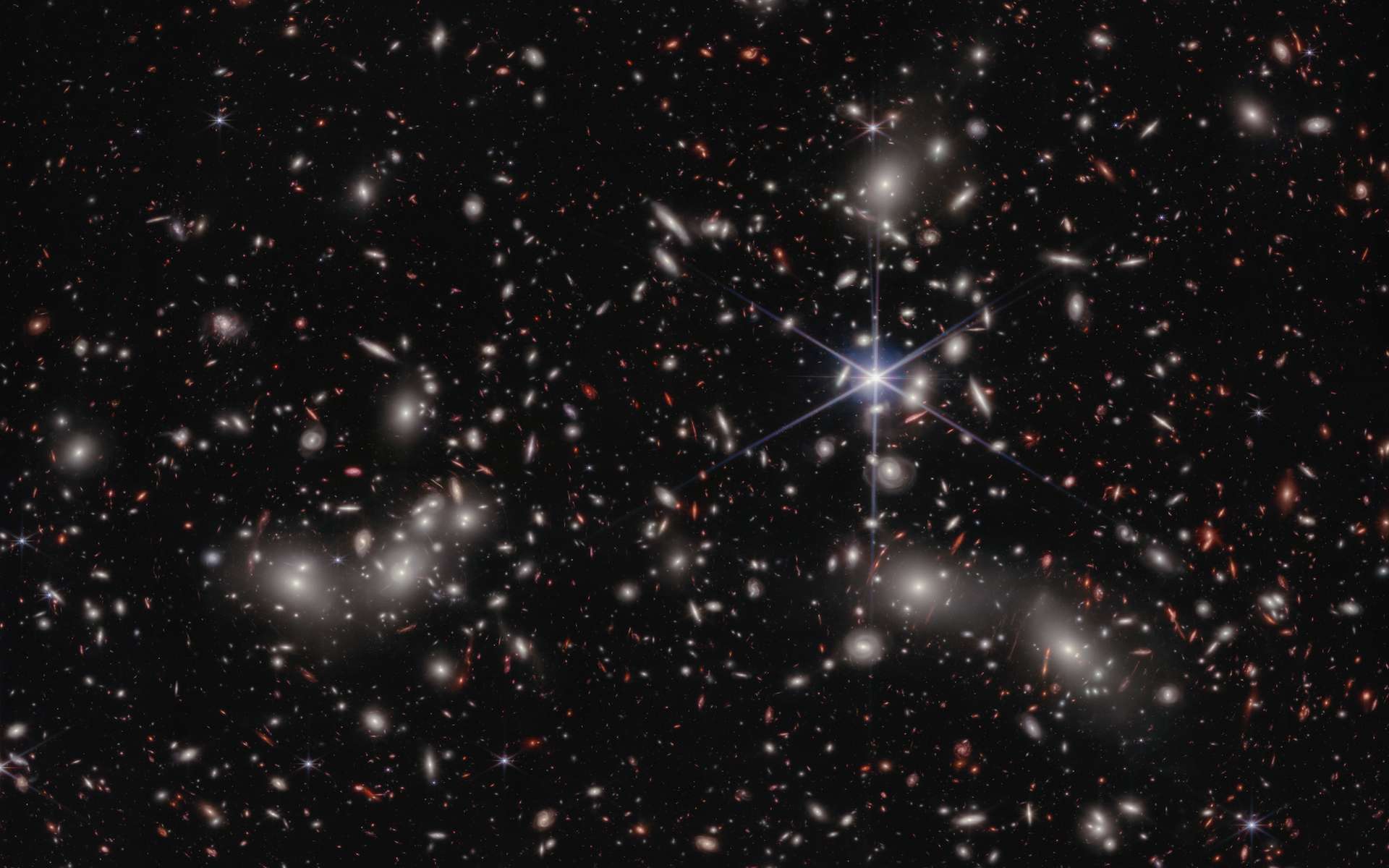Un trou noir né avant sa galaxie ? Ce « petit point rouge » défie les ...