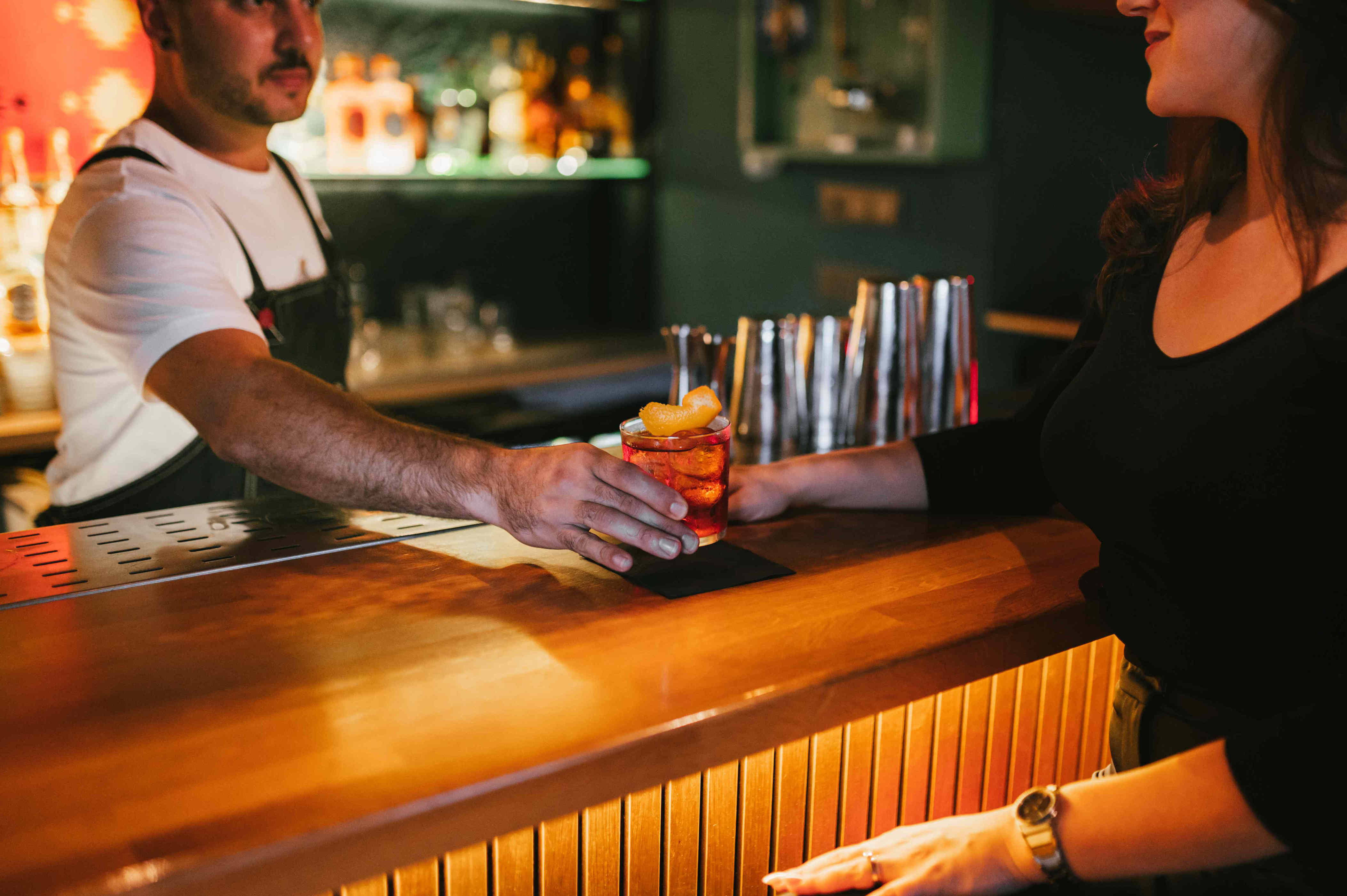 3 bar etiquette mistakes bartenders wish customers would stop making