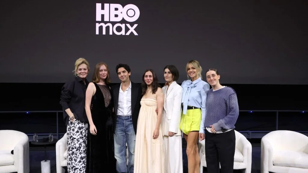 Why 'Hacks' stars Jean Smart and Hannah Einbinder think the show got ...