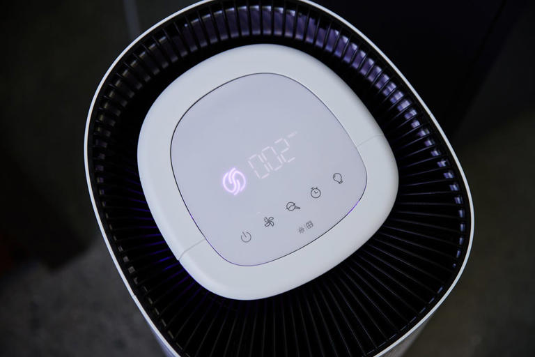The Sans air purifier shows real-time air quality—and helped clear ...