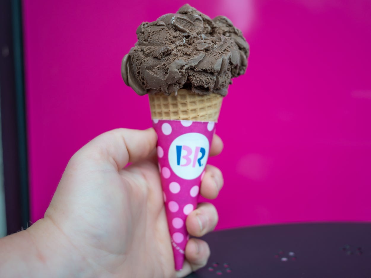 I placed the same ice-cream order at Cold Stone Creamery and Baskin ...
