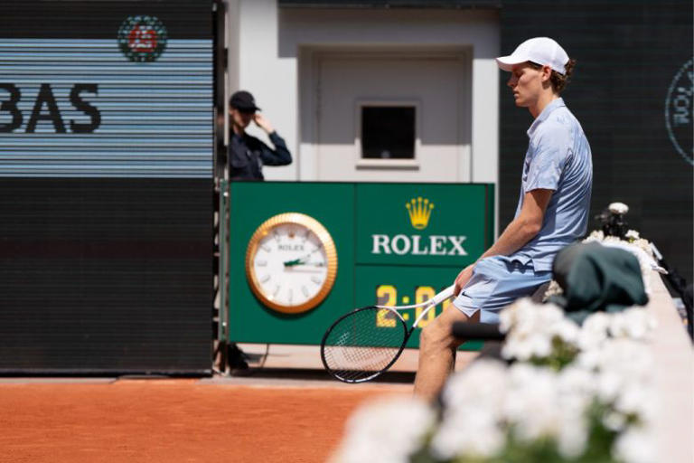 Tennis : Roland-Garros - Sinner éliminé : l’Italie critique la ...